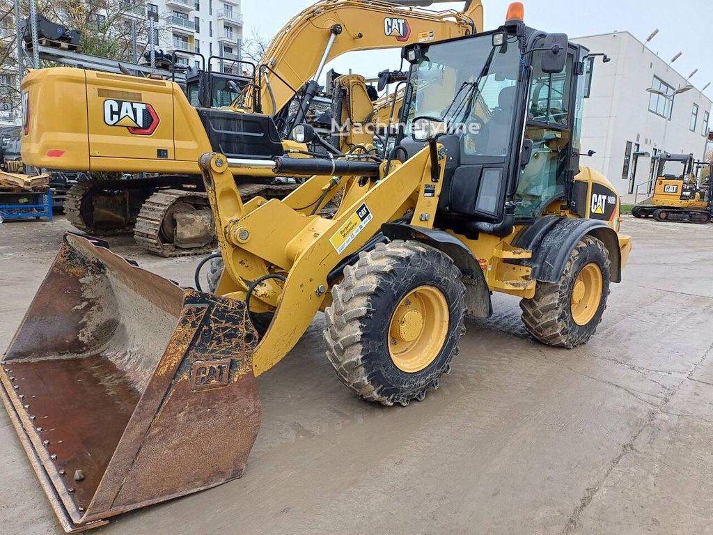 Caterpillar 908H2 prednji utovarivač