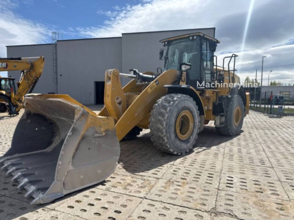 Caterpillar 962M prednji utovarivač