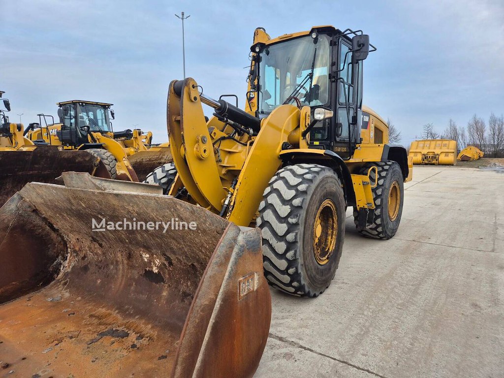 Caterpillar 938M prednji utovarivač