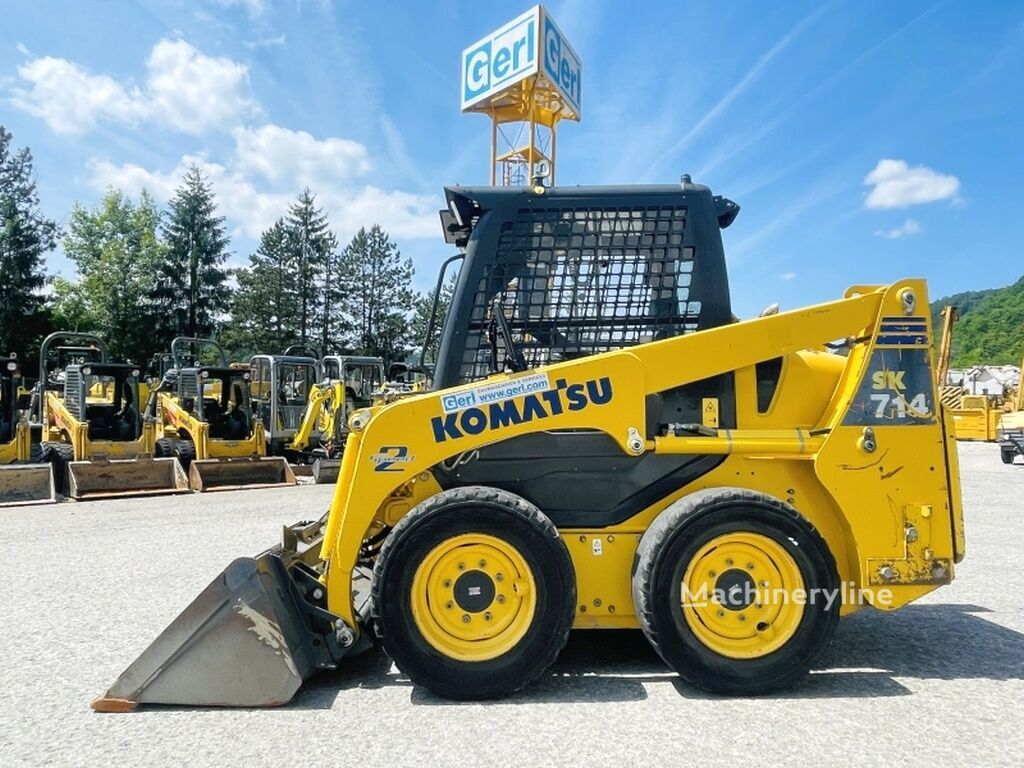Komatsu SK714 mini utovarivač