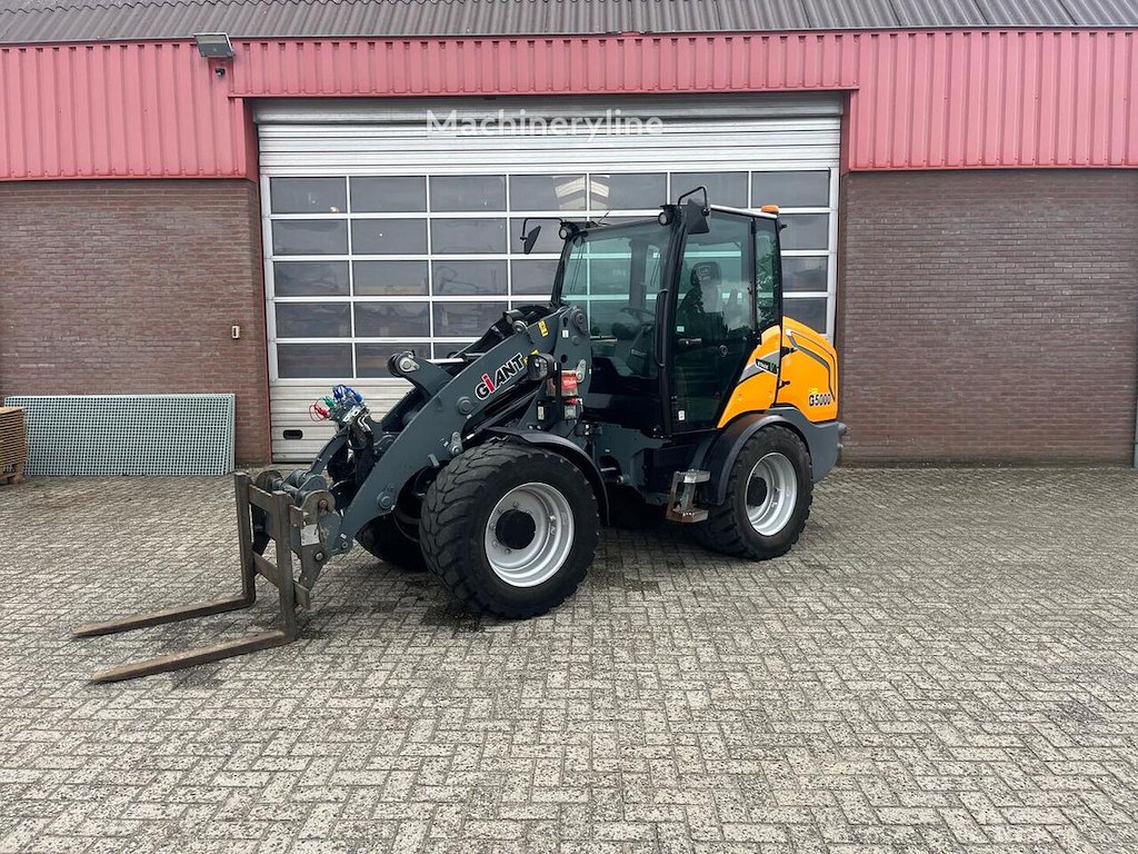 Giant G5000 prednji utovarivač