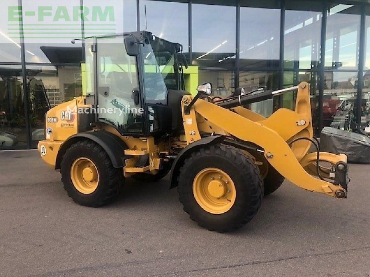 Caterpillar 908 m prednji utovarivač