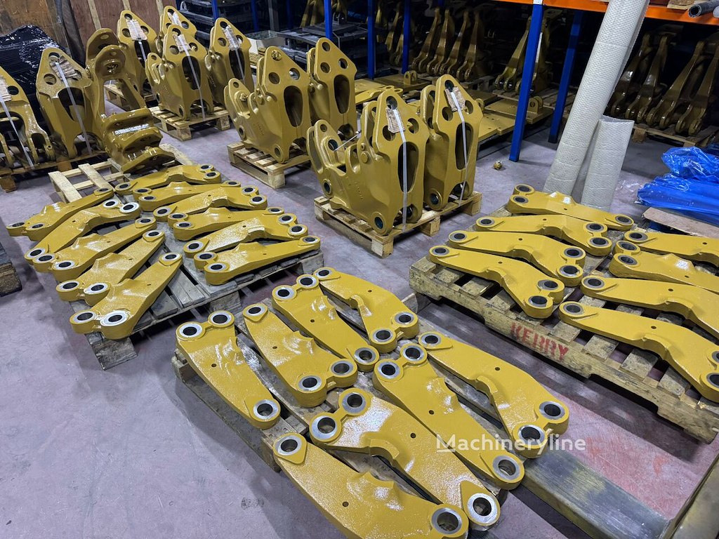 Hidromek 3305739 3305738 12579800 12600247 3594737 2136723 2166362 3585381 1046311 brza spojnica za Caterpillar bagera-utovarivača