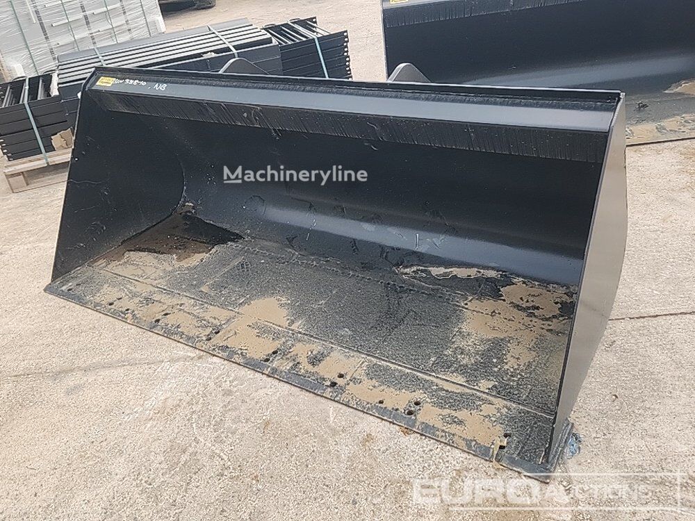 Prodaje se Strickland 90" Loading Bucket to suit Manitou Telehandler sejalnu kašiku na aukciji