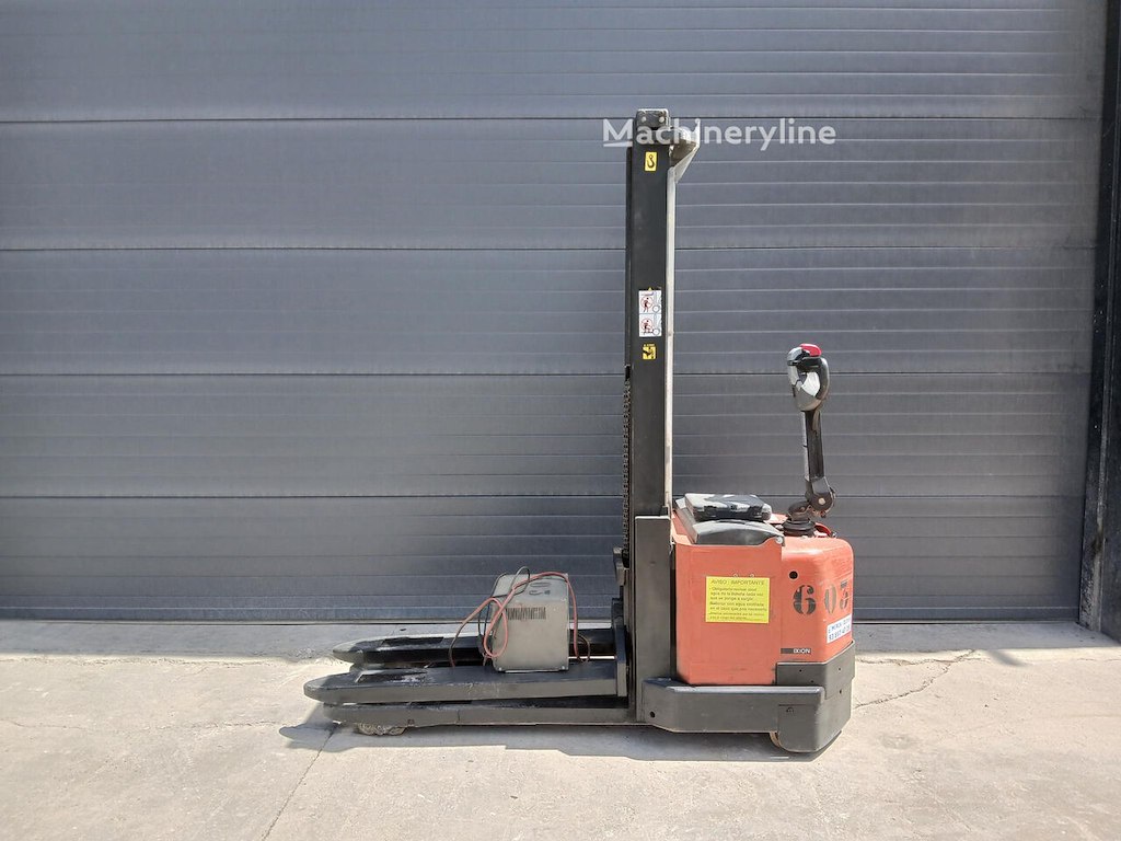 BT SWE 160 APILADOR ELECTRICO 1600 KG paletni viljuškar