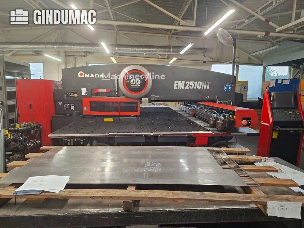 Amada EM 2510NT koordinatno probojna presa