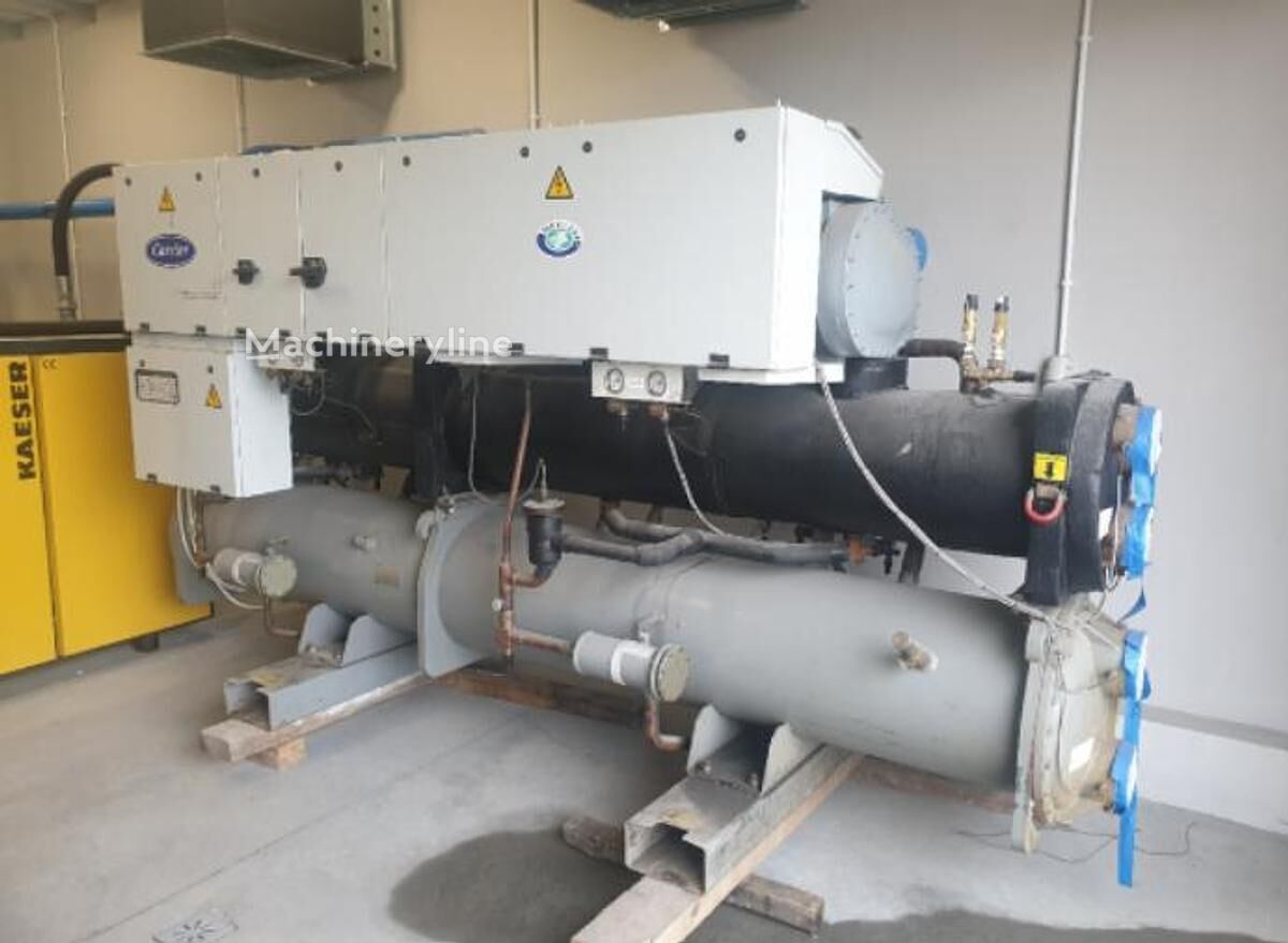 Carrier 30HXC 200 rashladni uređaj