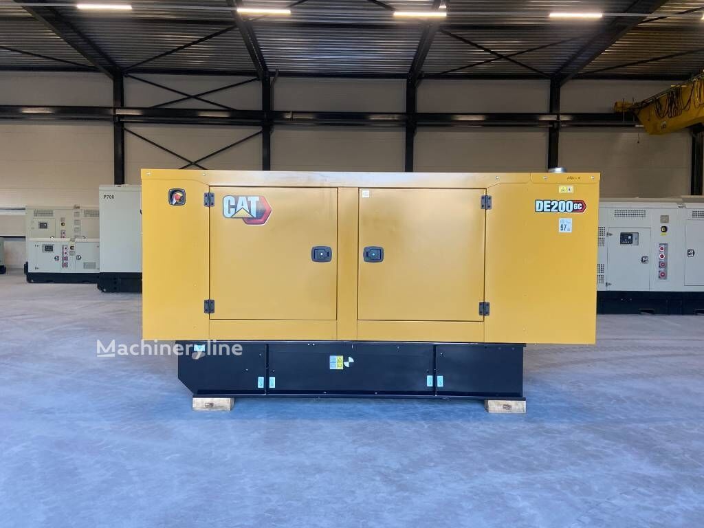 Novi Caterpillar 200 kVA 160 kW trifazic uz intensiv stoc 24 luni garanție diesel generator
