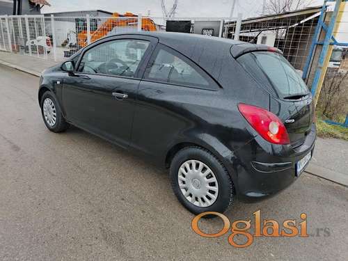 Opel Corsa D, 3v, Z20R, Gepek vrata, zad. levi nosač branika, svetla za tablice