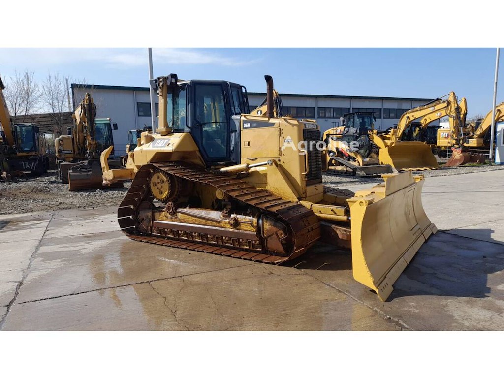 Caterpillar D6NLGP traktor guseničar