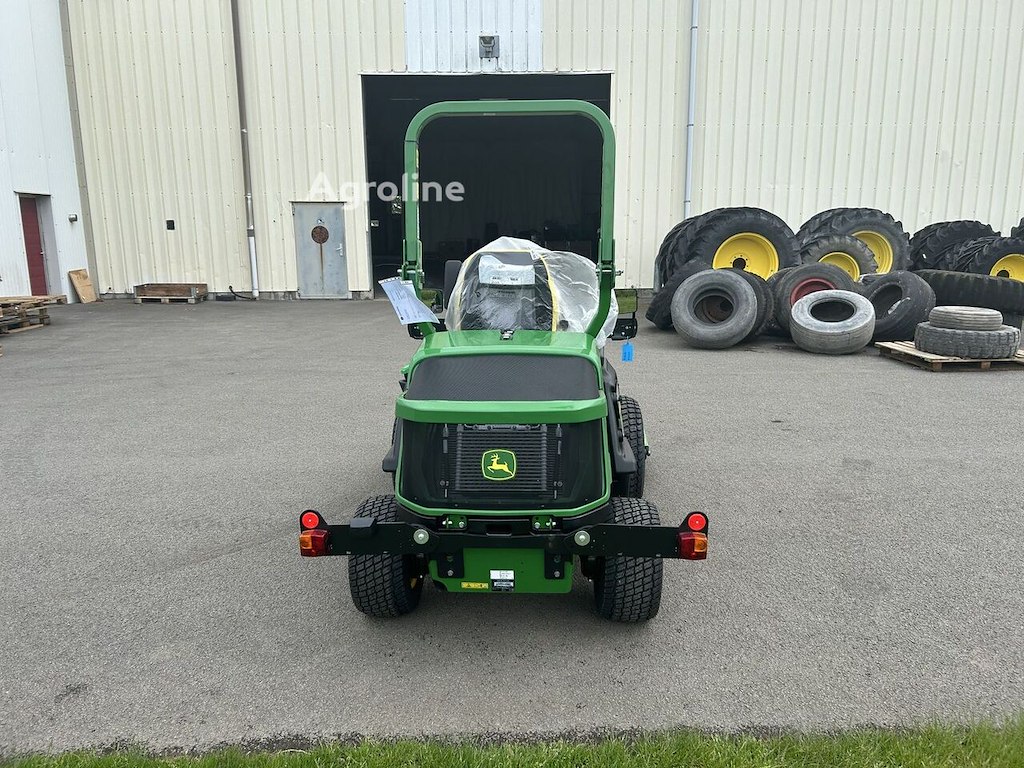 Novi John Deere 1580 traktor kosilica