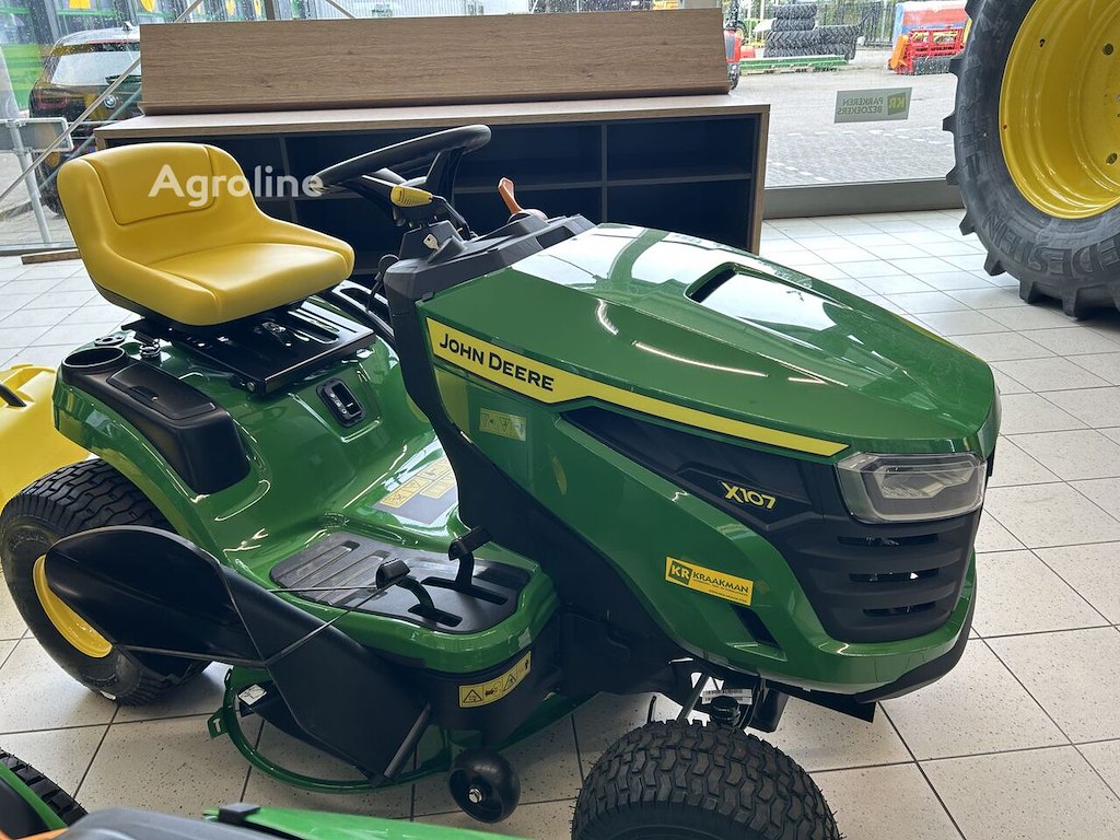 Novi John Deere X107 traktor kosilica