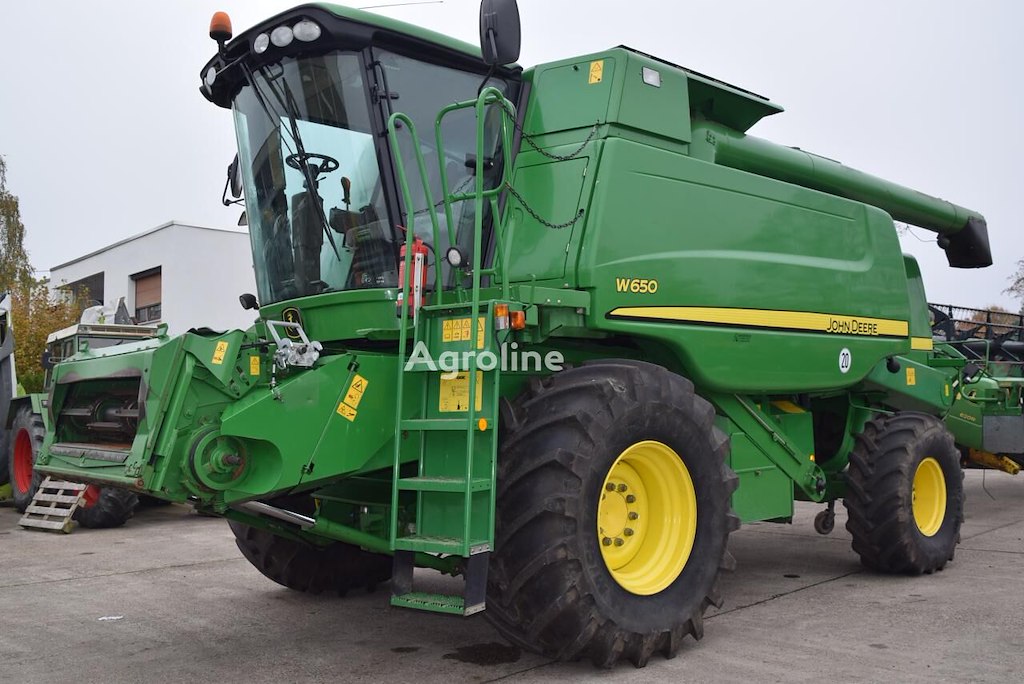 John Deere W 650 kombajn za žito