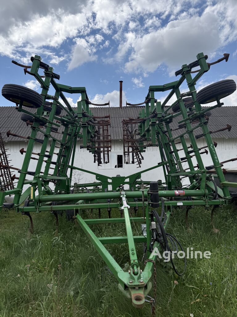 John Deere 2210 kultivator