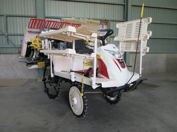 Yanmar RICE TRANSPLANTER(Yanmar) sadilica rasada