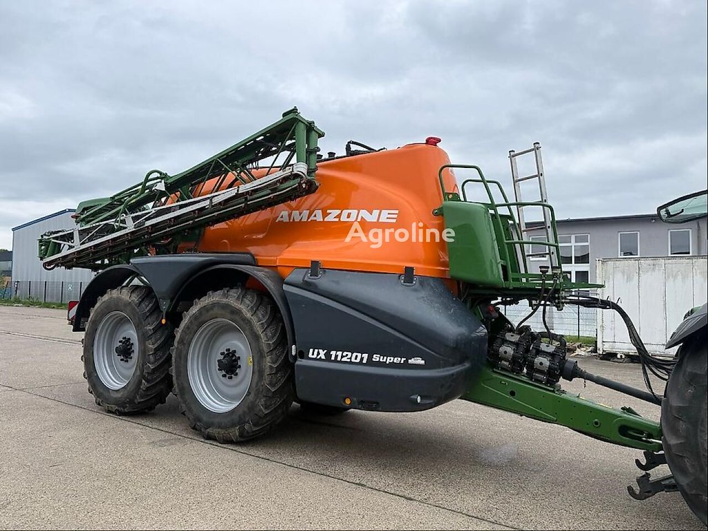 Amazone UX 11201 Super vučena prskalica