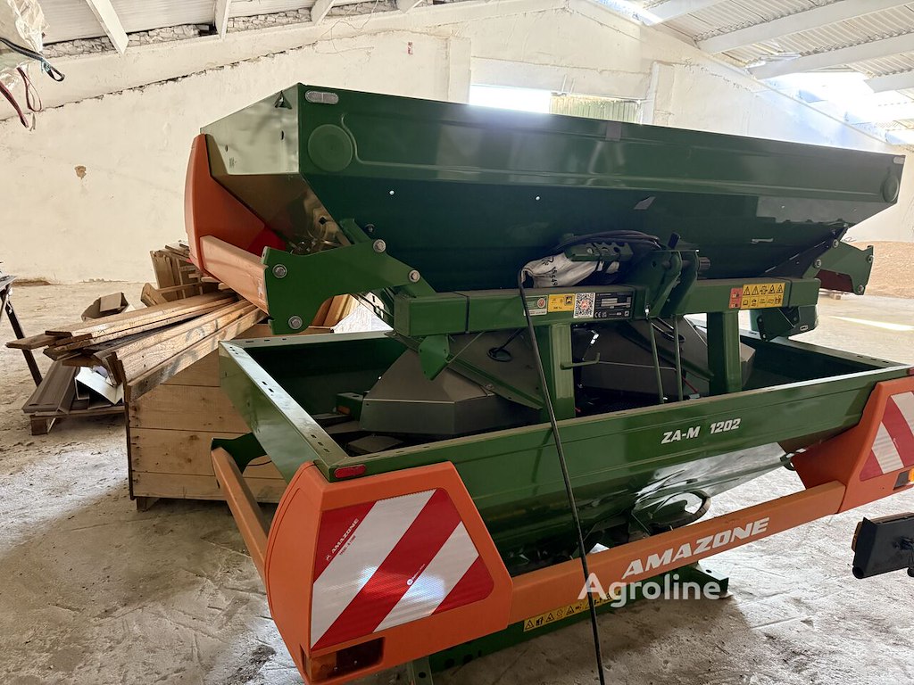 Novi Amazone ZA-M 1202 nošeni rasipač