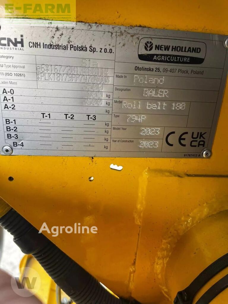 New Holland roll-belt 180 balirka za četvrtaste bale