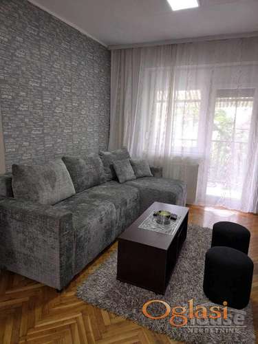 NOVI SAD - JODNA BANJA - 30m2 - 300 evra