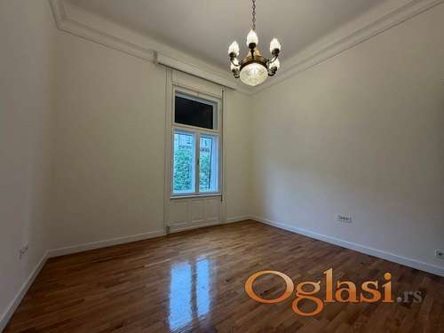 Renoviran poslovni prostor u Kneza Miloša, 110m2