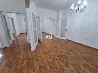 Stari grad, Centar, Trg Nikole Pašića, 136m2 ID#35695