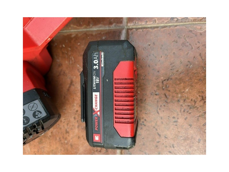 Einhell power charge baterija i punjac