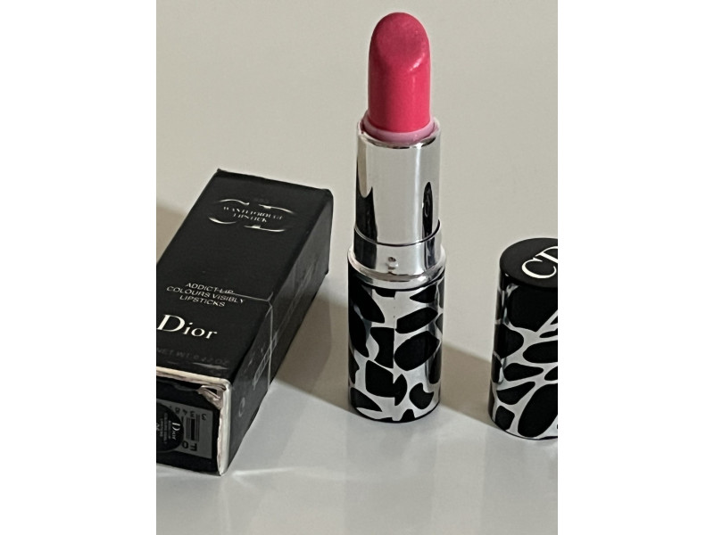 DIOR ORIGINAL RUZ ZA USNE-akcija