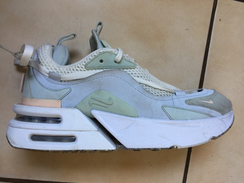 NIKE AIR MAX FURYOSA ženske patike 42,5 ORIGINAL