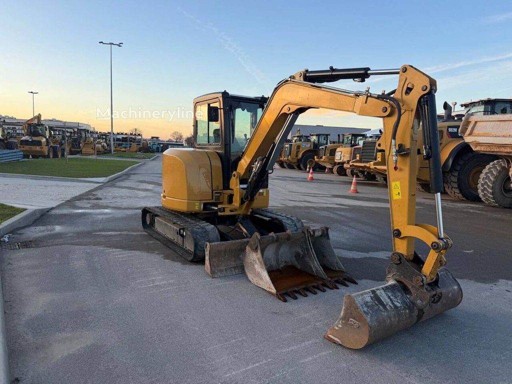 Caterpillar 305E2 bager guseničar