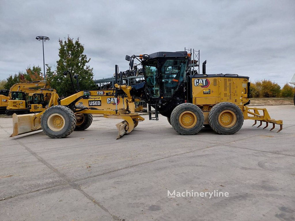 Caterpillar 120 grejder