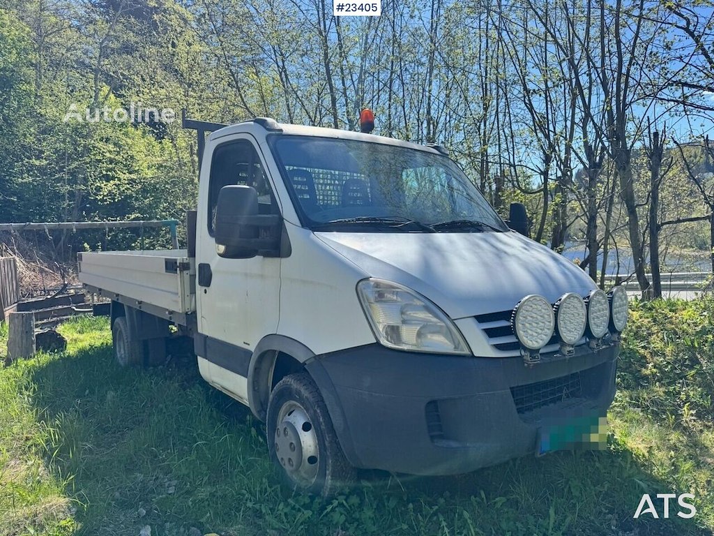 IVECO Daily 35C15 Planbil. 145 000 km kamion s ravnom platformom