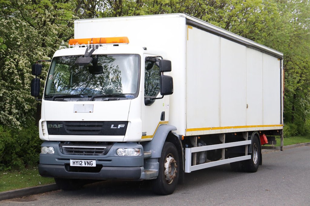 DAF LF55 220 kamion furgon