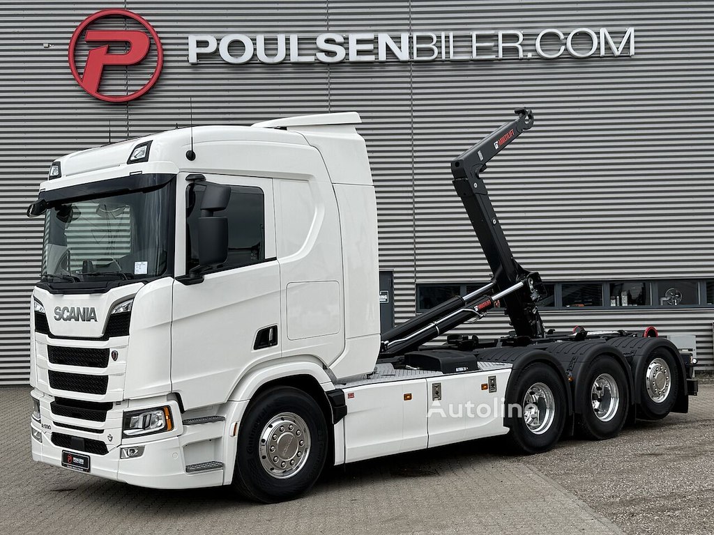 Novi Scania R590 kamion rol kiper