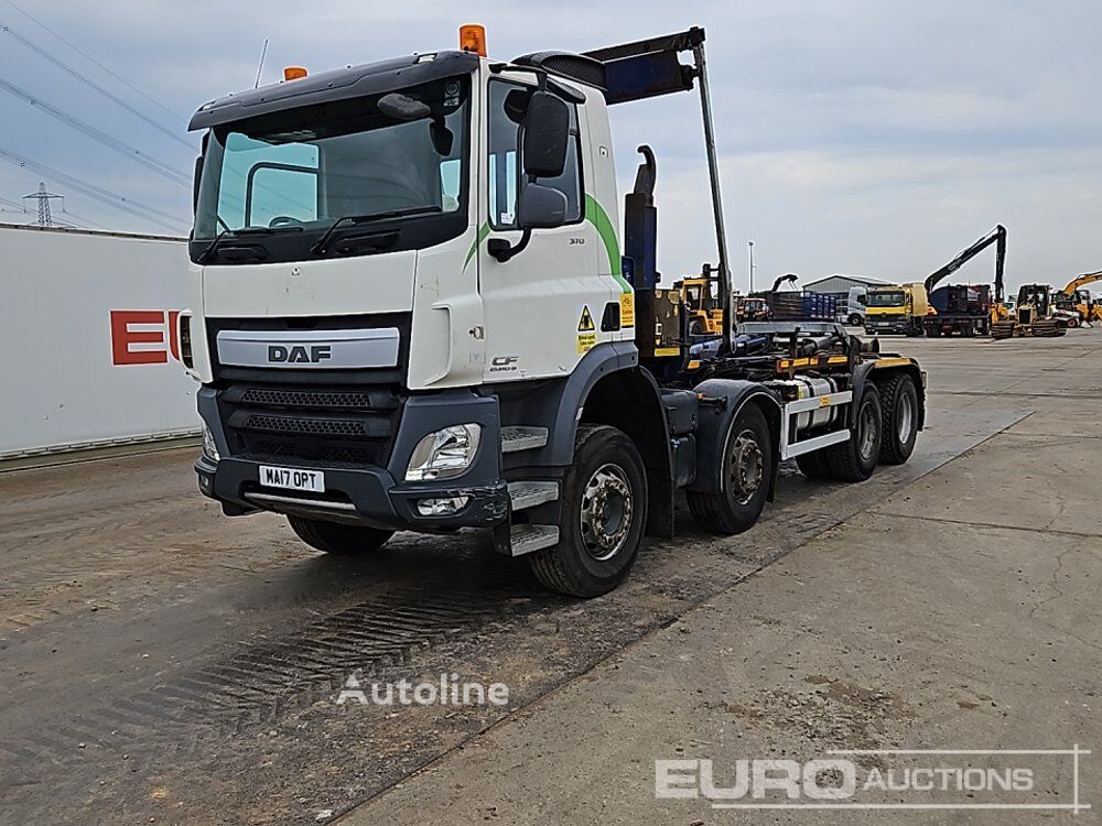 Prodaje se DAF CF370 rol kiper sa kukom na aukciji