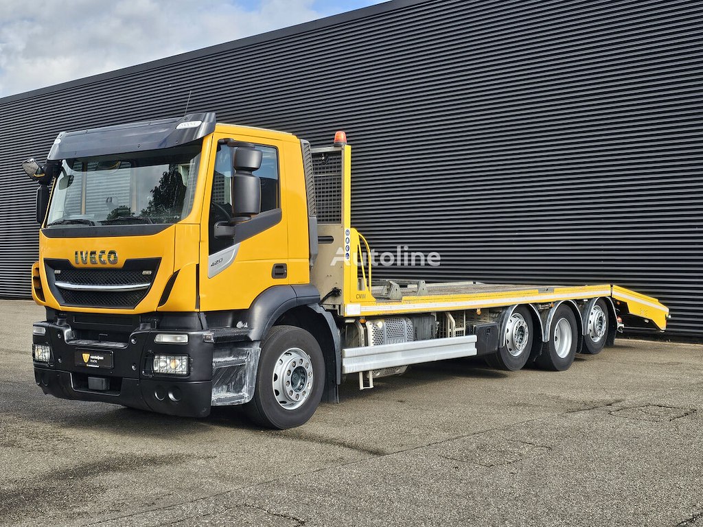 IVECO AD320S42 8x2 / RETARDER / WINCH / AUTO-TRANSPORTER šlep auto
