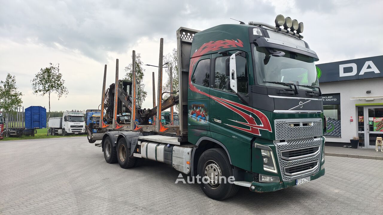 Volvo FH kamion za prevoz drva