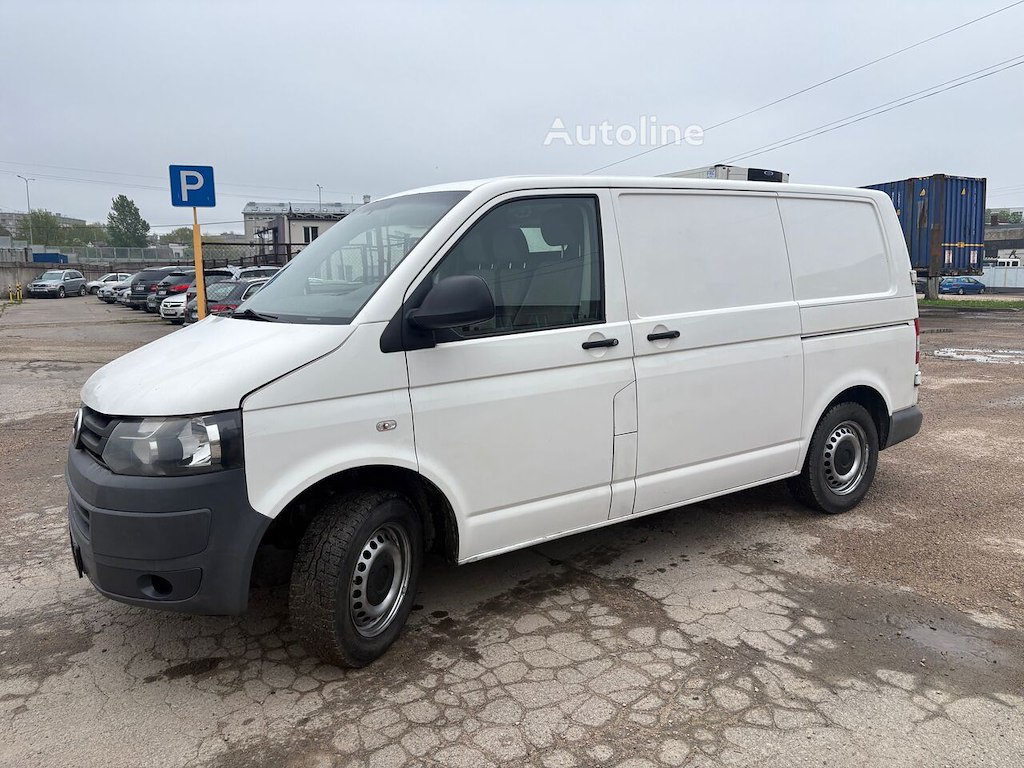 Volkswagen Transporter T5 minibus furgon