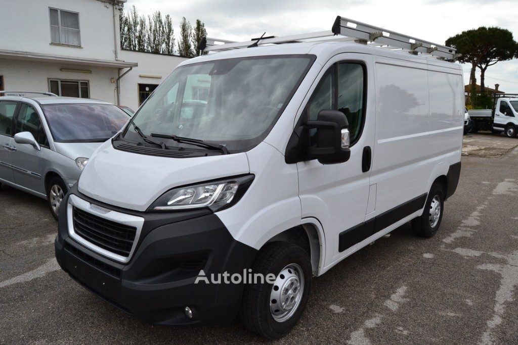 Peugeot Boxer 330 2.2 BlueHDi S&S minibus furgon
