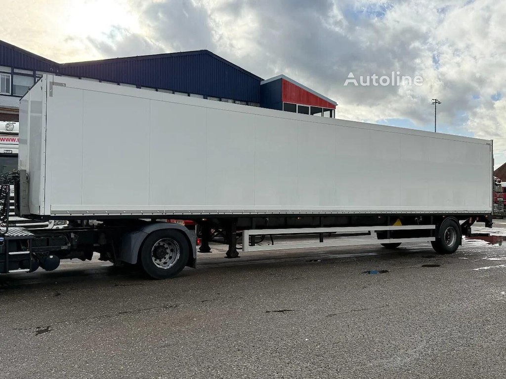 Trailer S110S STEERING AXLE + LIFT 2.000 KG ZEPRO + REMOTE furgon poluprikolica
