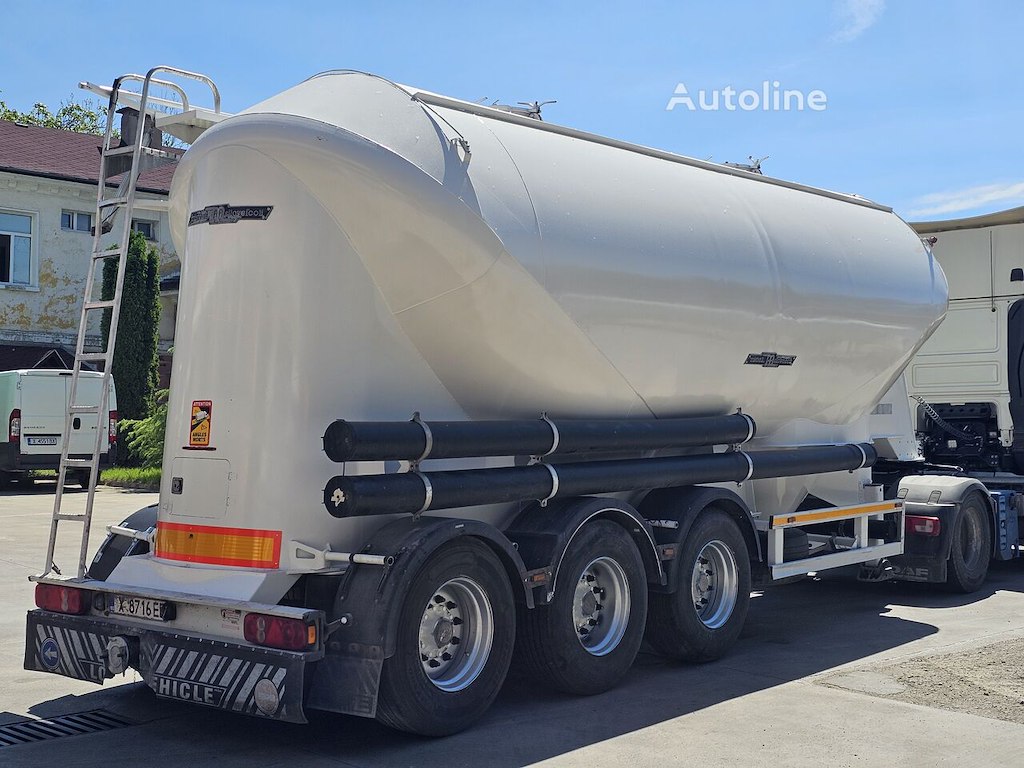 Mistrall CM35 cisterna za prevoz cementa