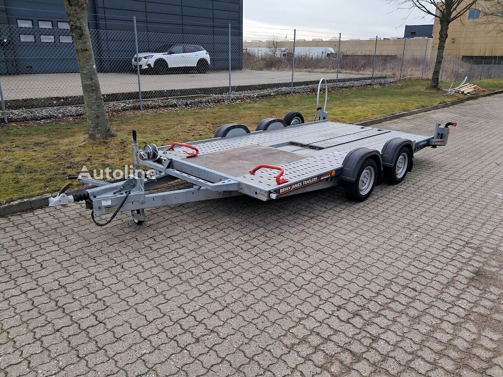 Prodaje se Brian James A-type prikolicu autotransportera na aukciji