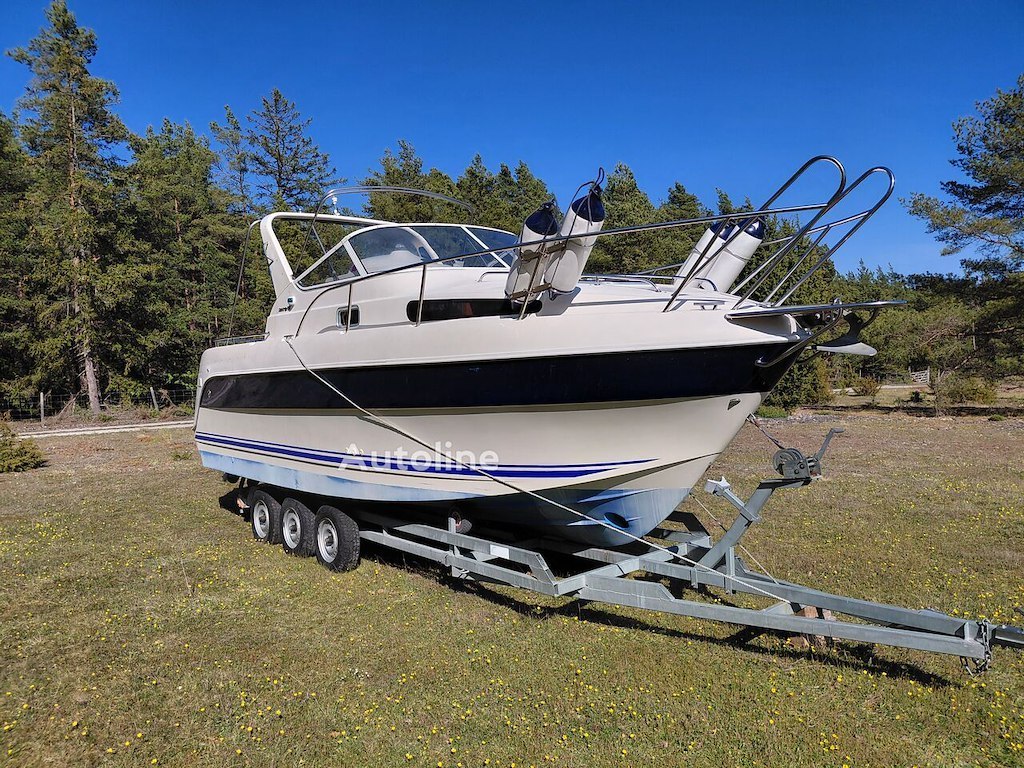 Sunbird 750 motorna jahta
