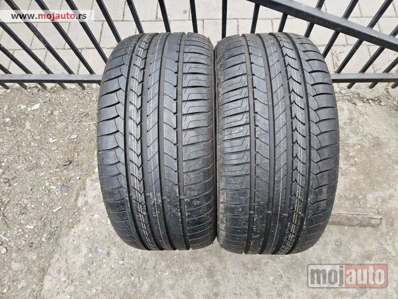 275-40-19 Goodyear nove odlicne