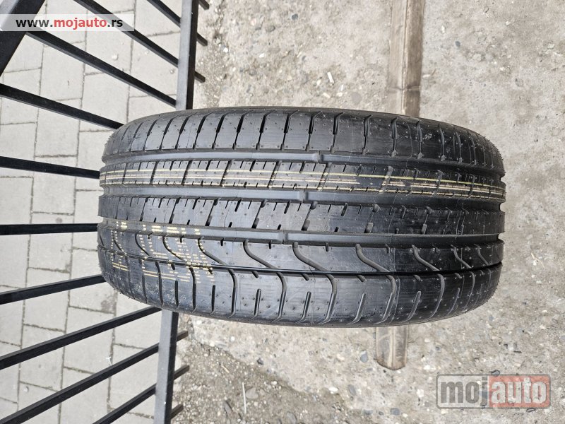 255-35-19 Pireli Nova odlicna samo jedna guma