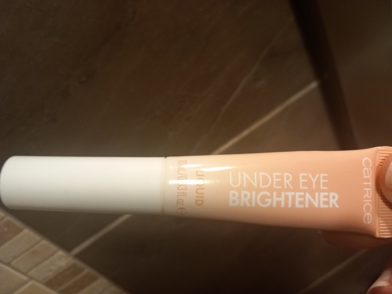 ***CATRICE*** UNDER EYE BRIGHTENER, NOVO