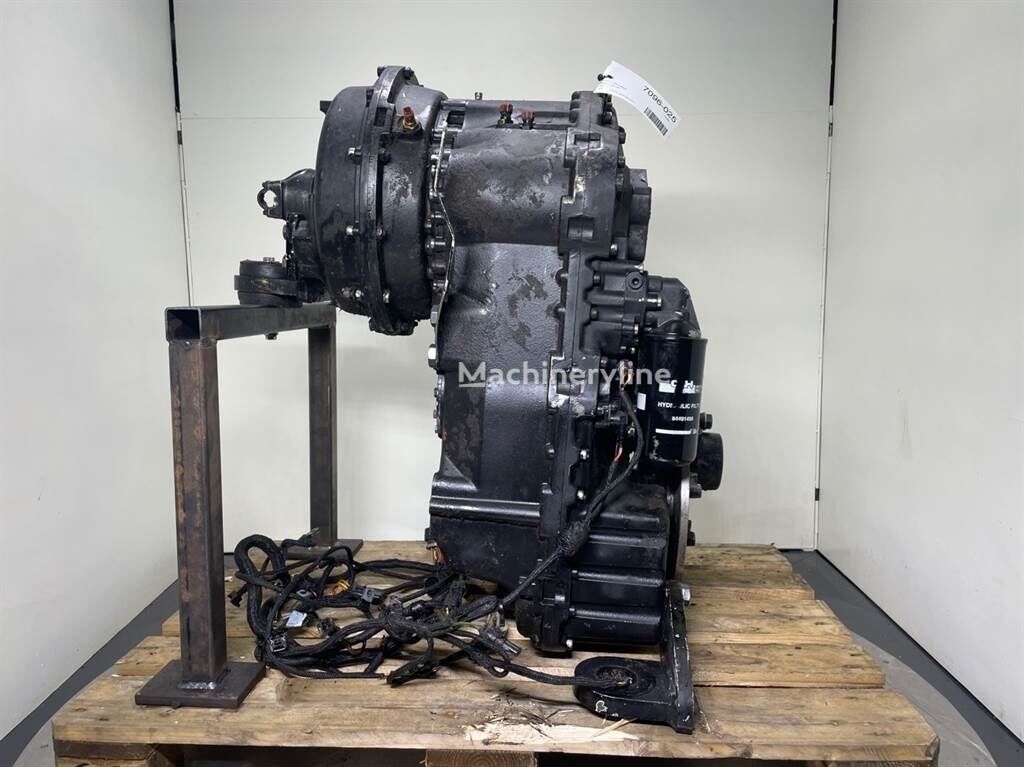 New Holland W110C / ZF 4WG-130 menjač za građevinske mašine