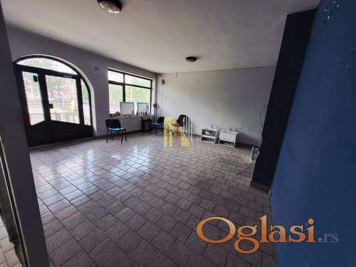 Ulični lokal, Veternik, glavni put