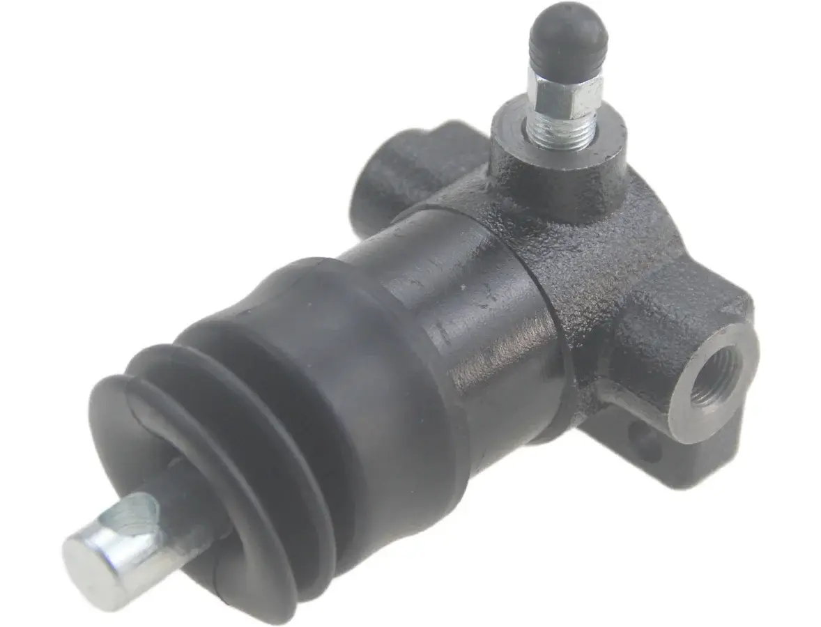 Massey Ferguson
Brake Master Cylinder - 020543T1