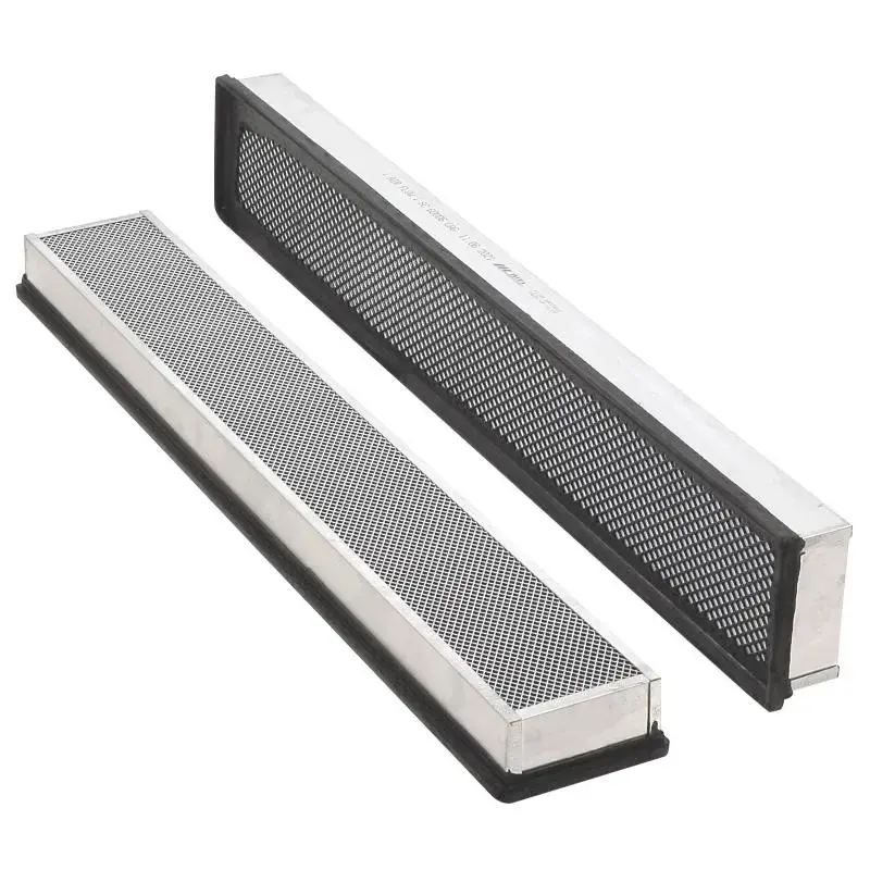 Massey Ferguson
Cabin Filter - 3389746M1,3389746M2,3467171M91