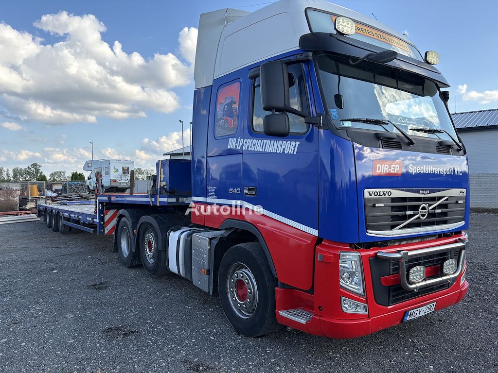 Volvo FH 540 tegljač + poluprikolica sa niskom platformom